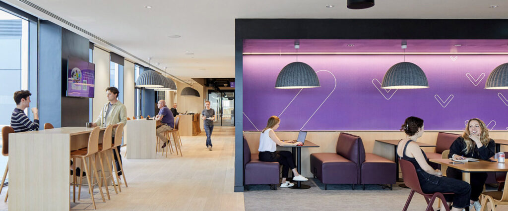 Roku Cambridge - HLW